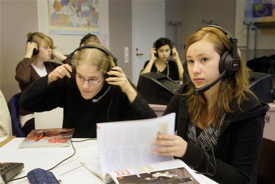 Students at Ressu Comprehensive School | Headph0ne Phet1sh Gallery